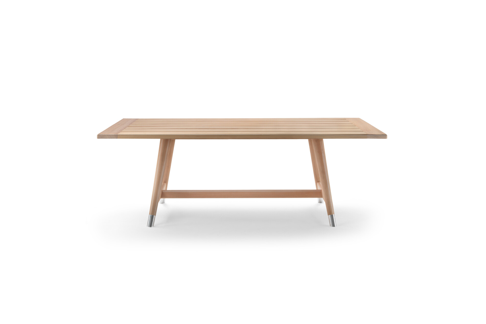 Desco outdoor dining table by Flexform | STYLEPARK