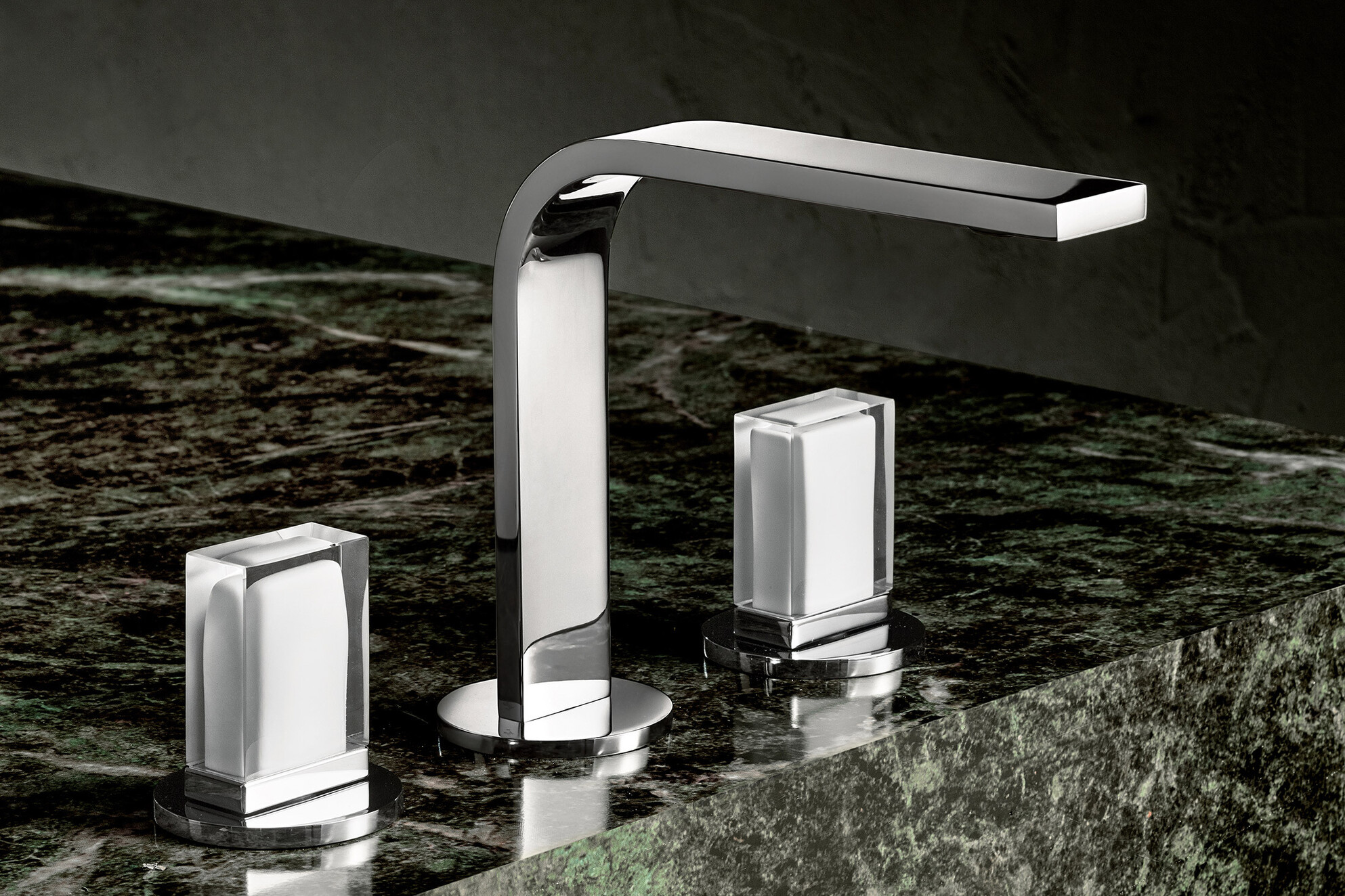 Venezia In 3-hole washbasin mixer by Fantini | STYLEPARK
