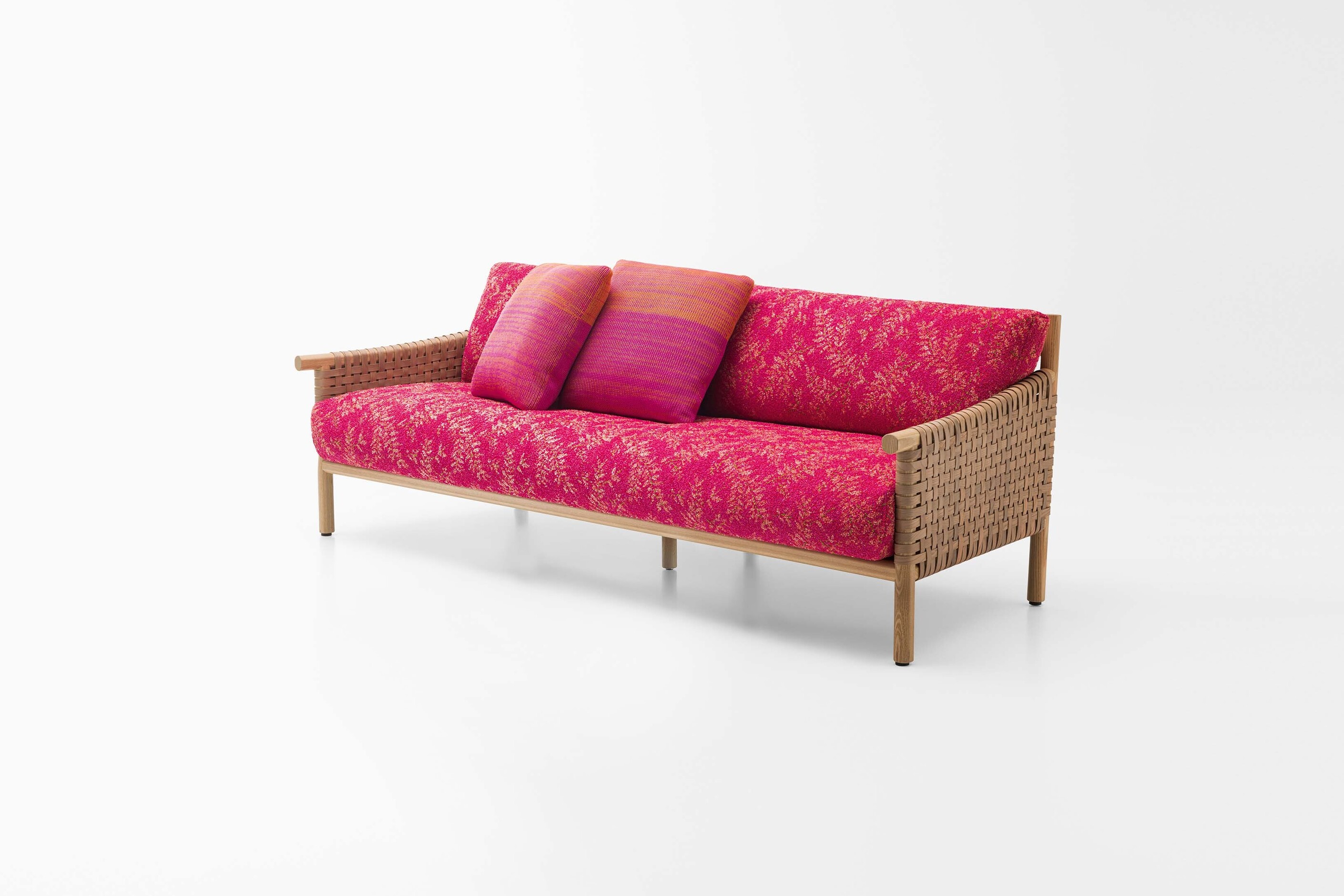 Kiori sofa by Paola Lenti | STYLEPARK