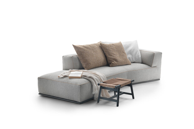 Perry sectional sofa by Flexform | STYLEPARK