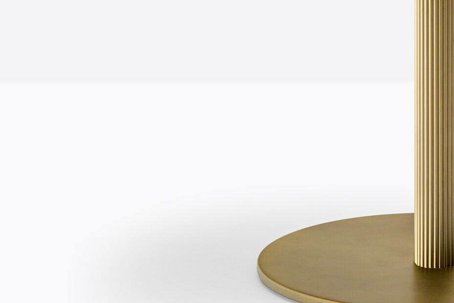 Blume Table by Pedrali | STYLEPARK