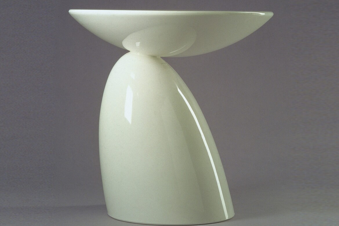 Parabel Table by Adelta | STYLEPARK