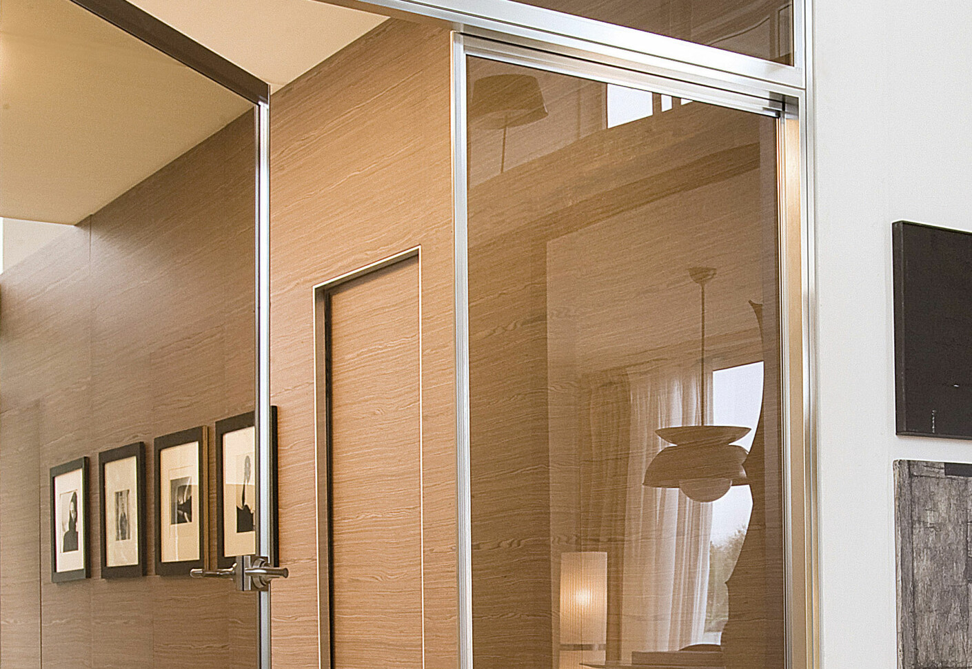 Quadra swing door for corridor by Albed | STYLEPARK