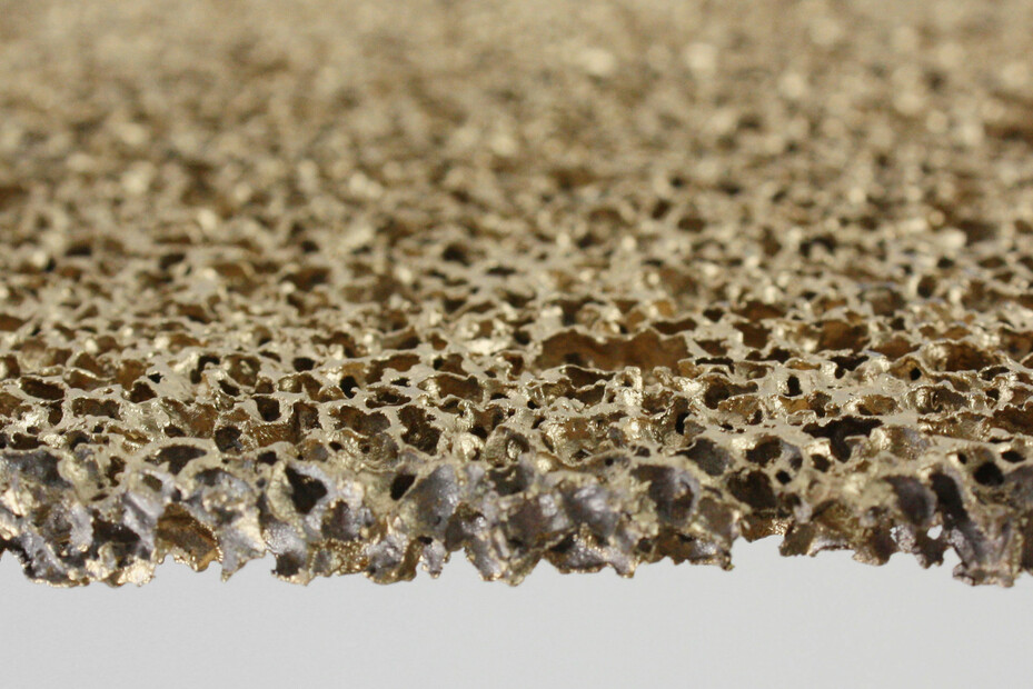 Porofoam® - AC gold by AlCarbon | STYLEPARK