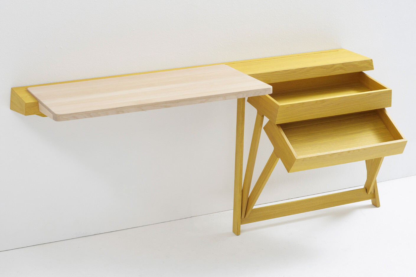Pivot Desk by Arco | STYLEPARK