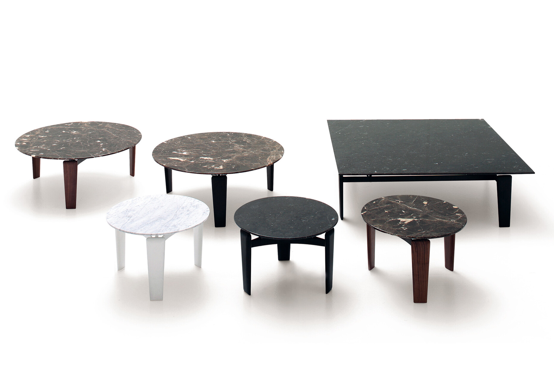 Tablet table by arflex | STYLEPARK