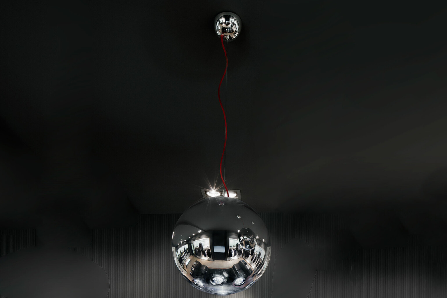 Round Chrome by B.LUX | STYLEPARK