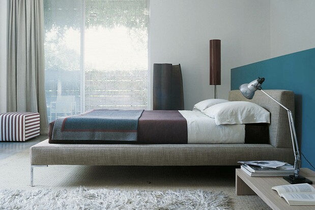 CHARLES bed by B&B Italia | STYLEPARK