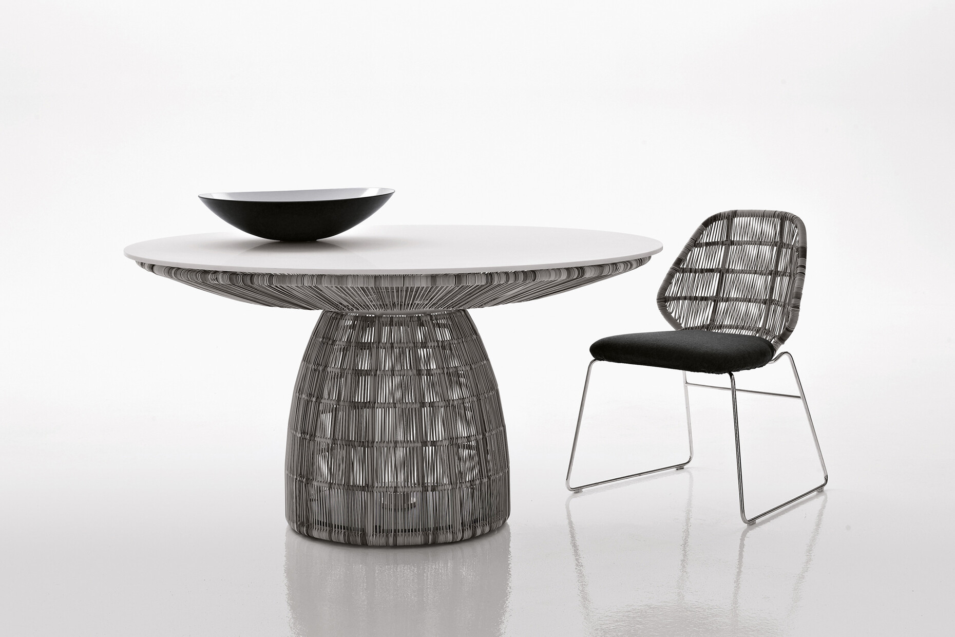 CRINOLINE Chair by B&B Italia | STYLEPARK