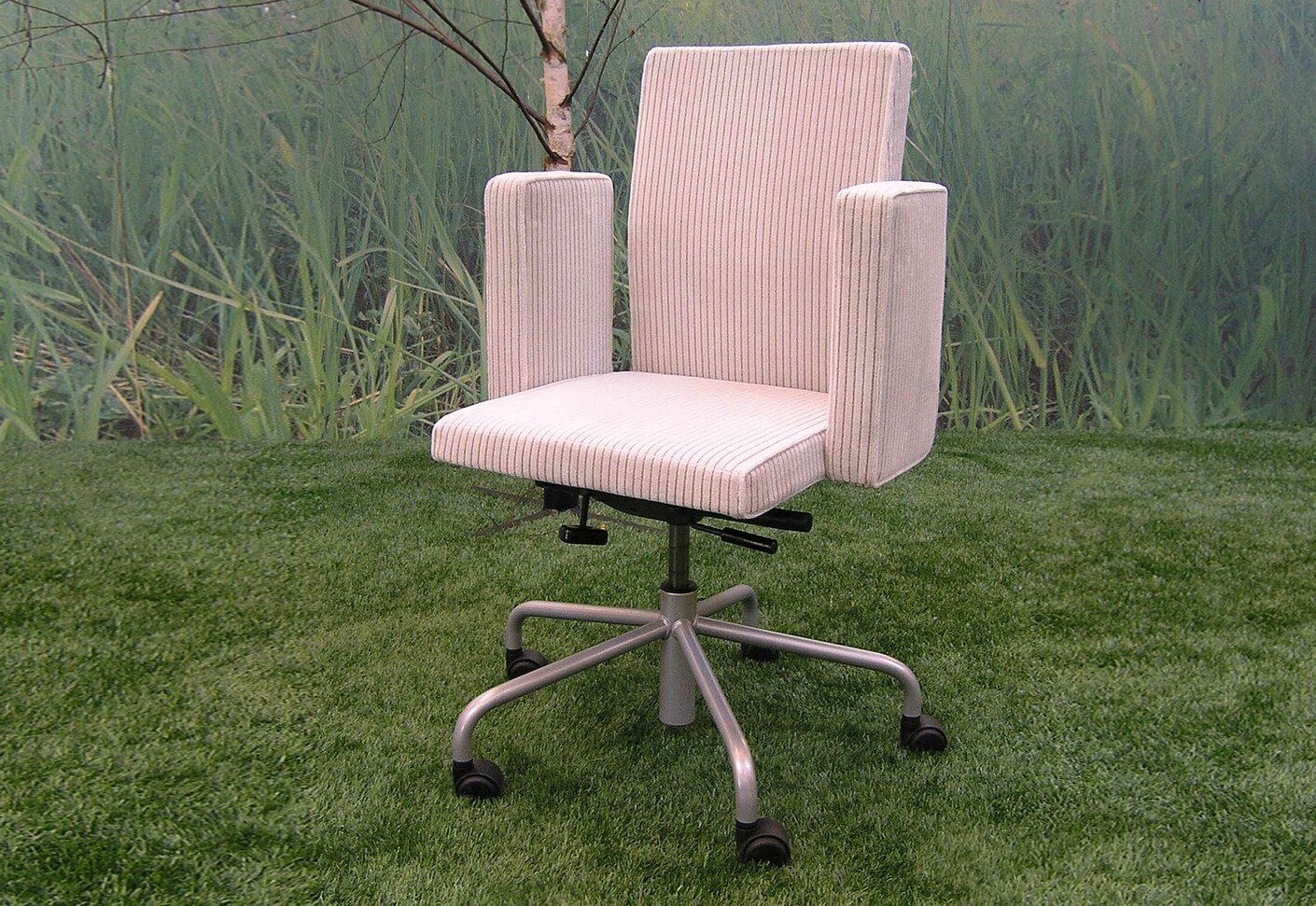 Pub & Club Office chair by BULO | STYLEPARK