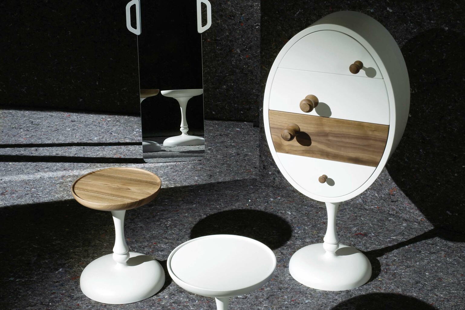 Marie Antoinette Pop Side Table by Casamania | STYLEPARK