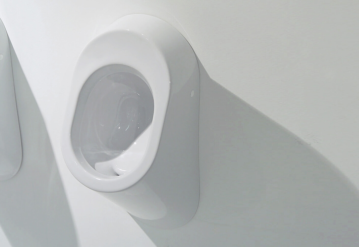 Key Urinal by Ceramica Flaminia | STYLEPARK