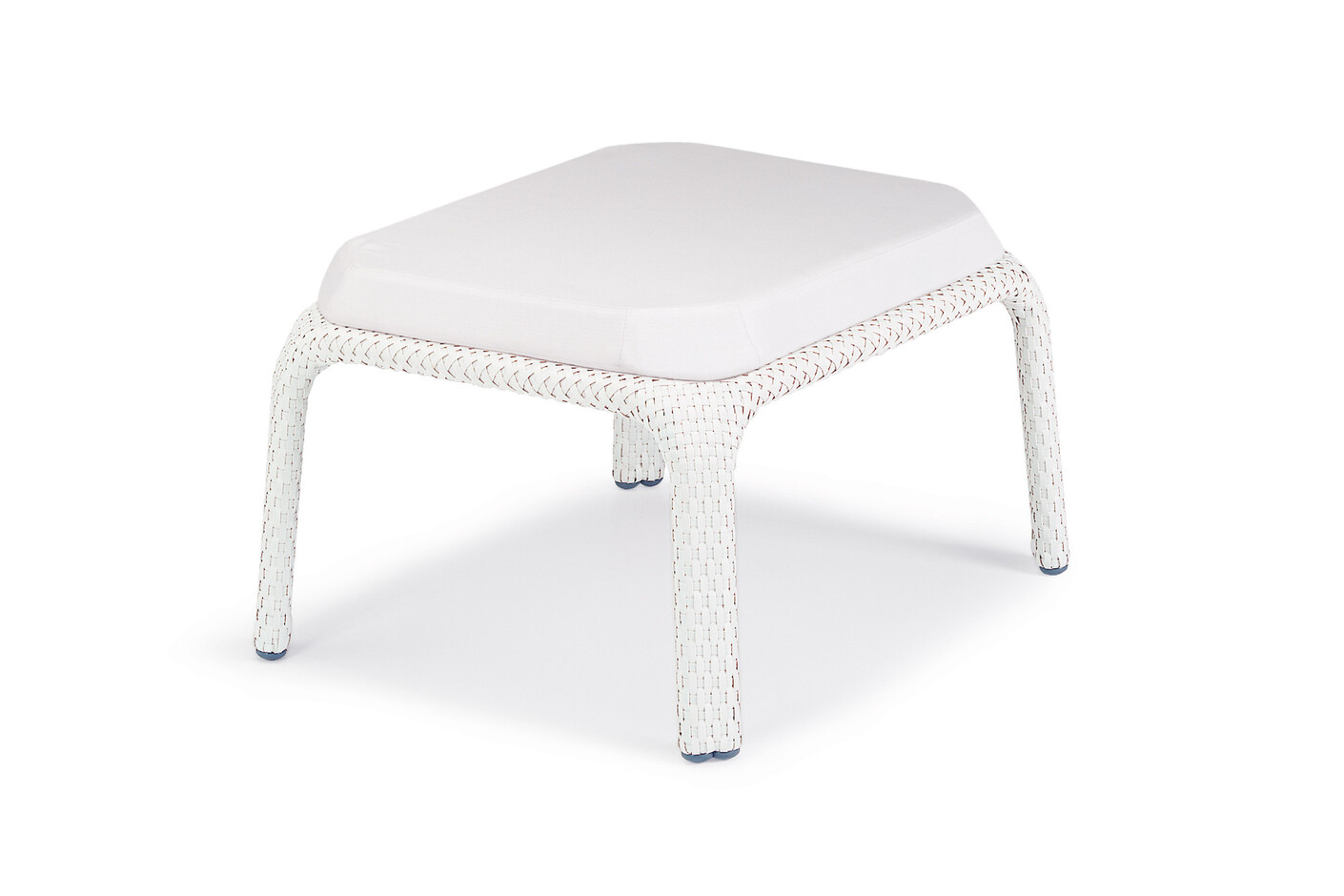 SEASHELL footstool by DEDON | STYLEPARK