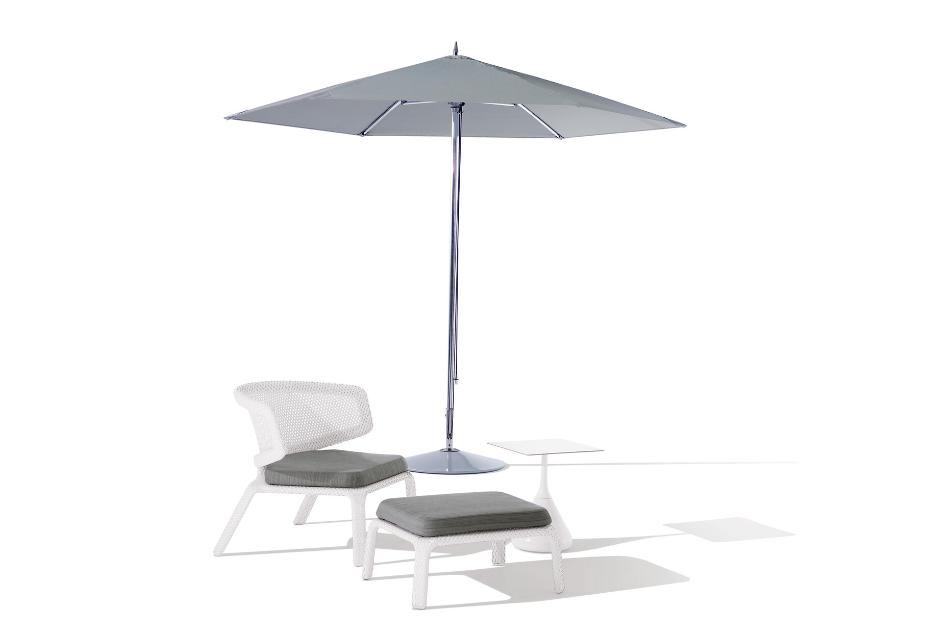 SEASHELL footstool by DEDON | STYLEPARK