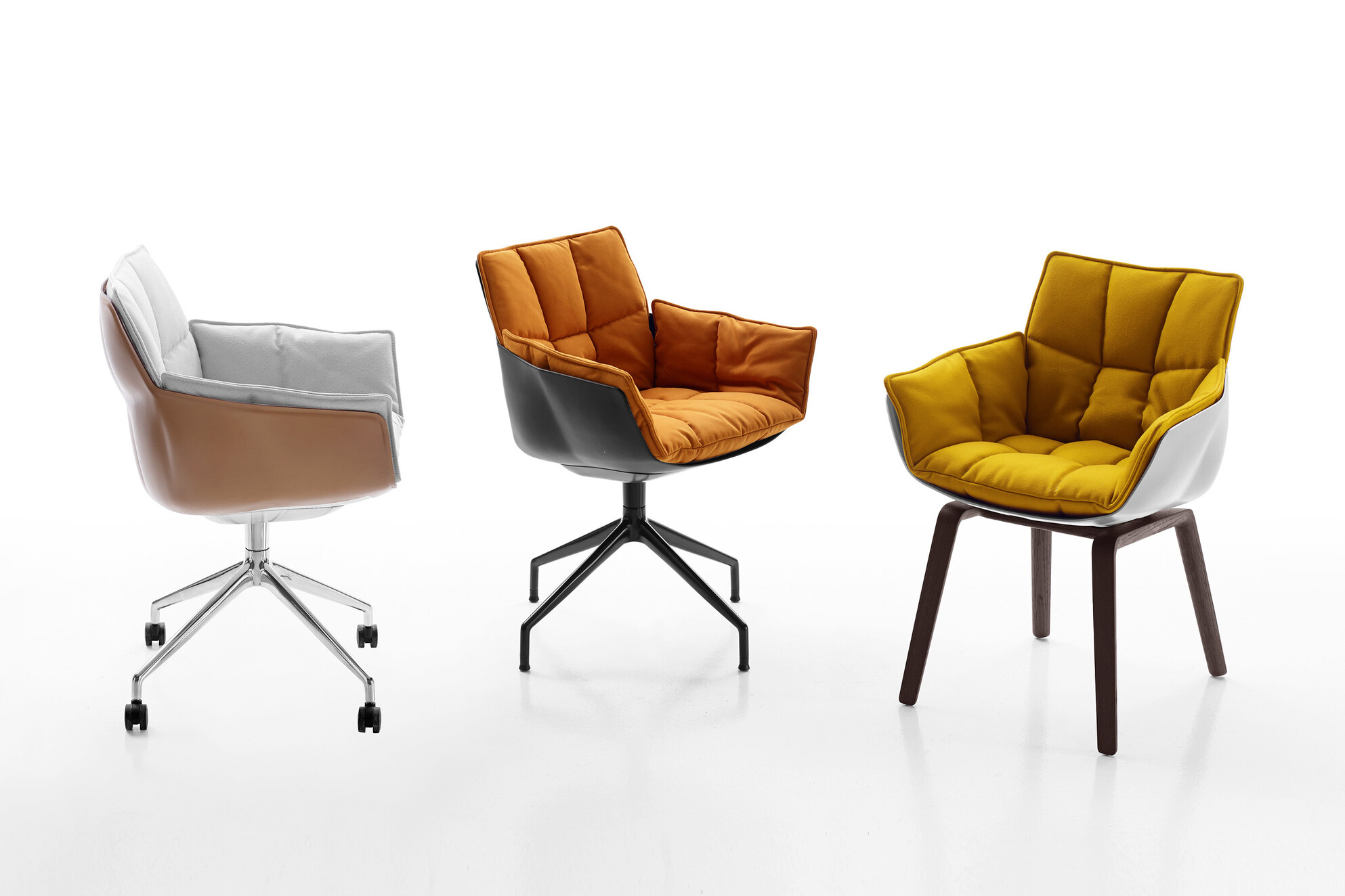 HUSK with four-star aluminium base by B&B Italia | STYLEPARK