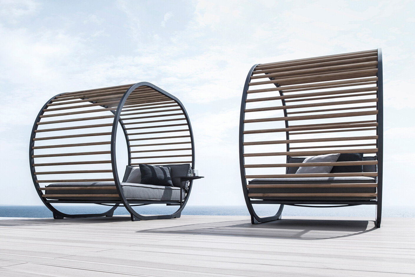 Cradle Daybed by Gloster Furniture | STYLEPARK