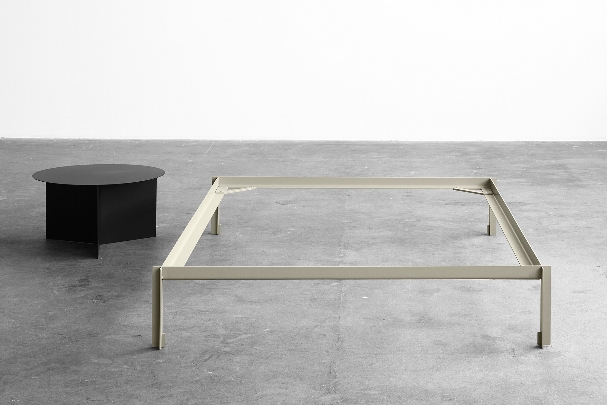 Loop bed by HAY | STYLEPARK