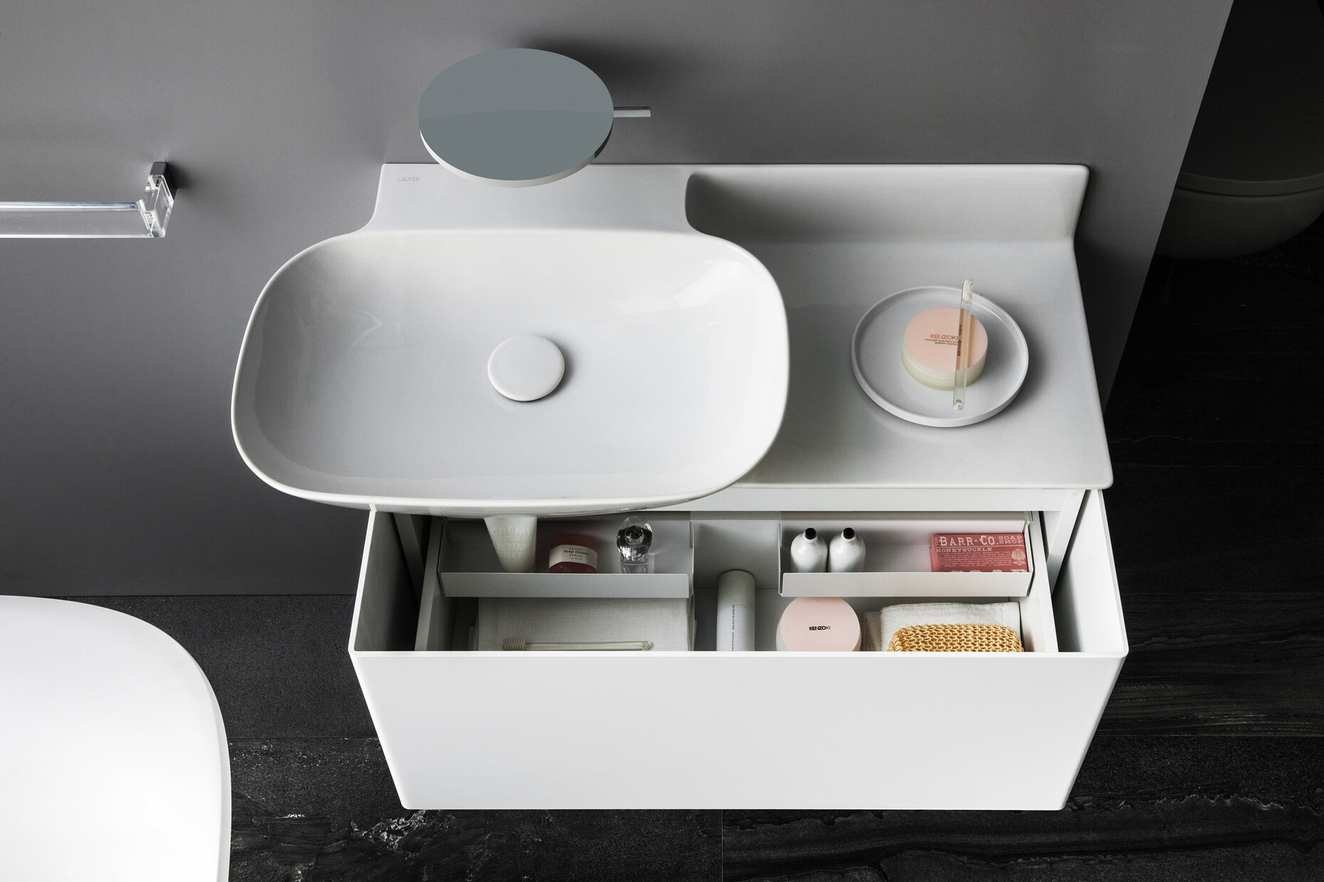 SaphirKeramik Ino Waschtisch mit Konsole von Laufen | STYLEPARK