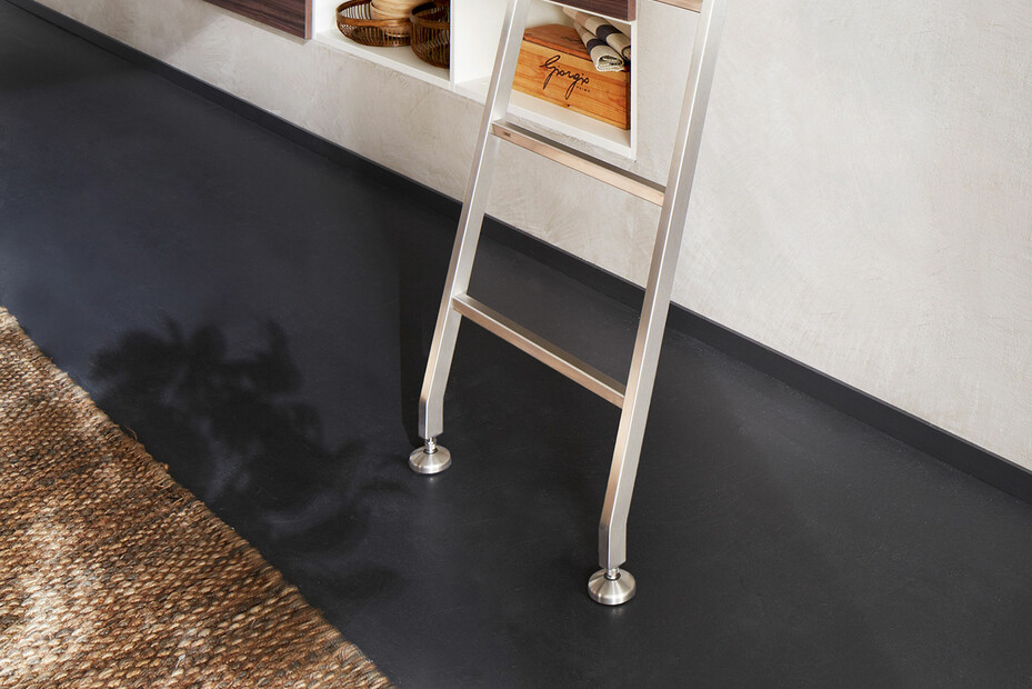 SL.6000.AK Positionable Ladder by MWE | STYLEPARK