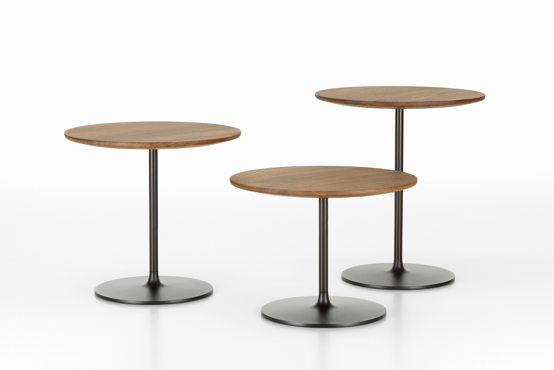Occasional low tables by Vitra | STYLEPARK