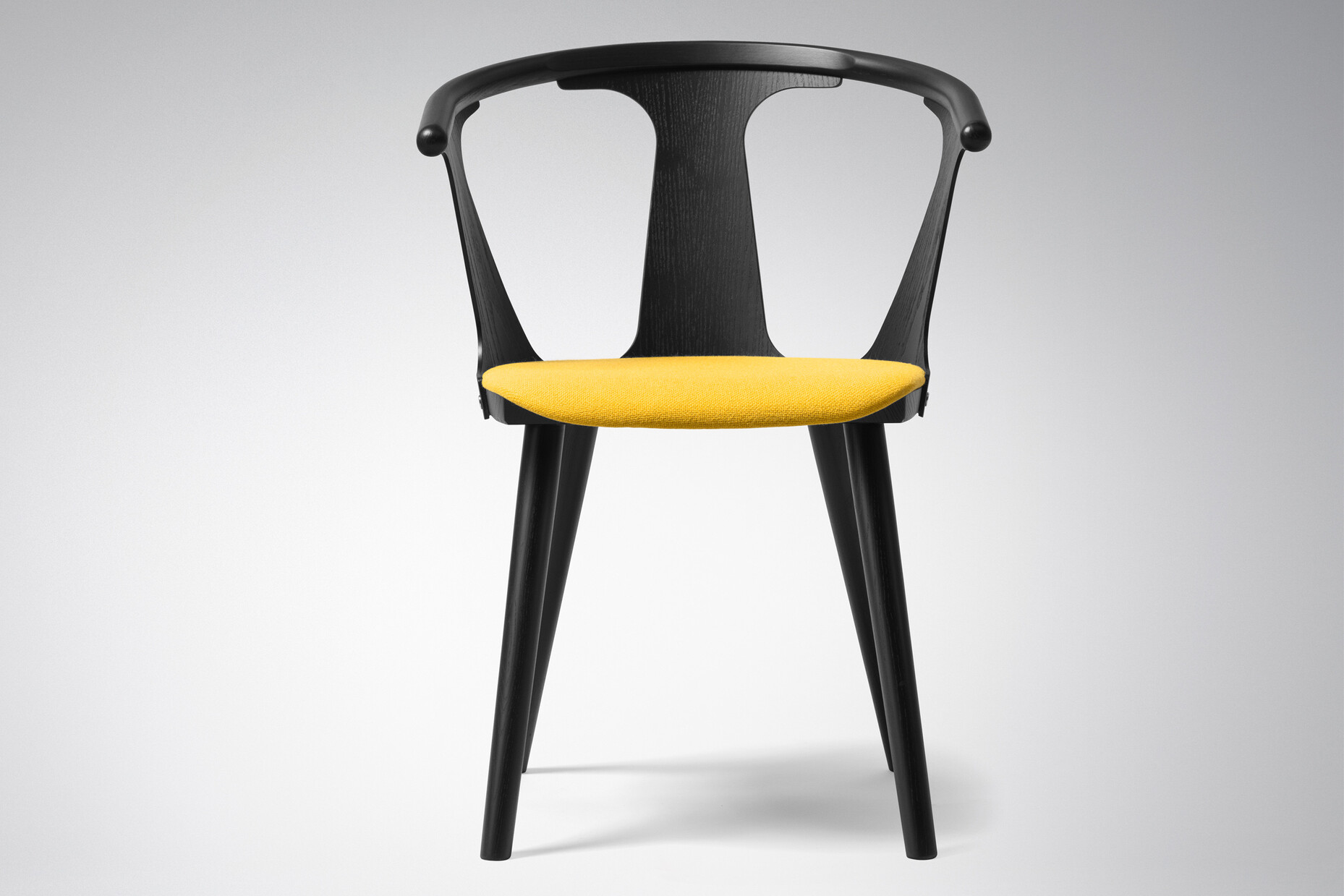 In Between Chair upholstered by &Tradition | STYLEPARK