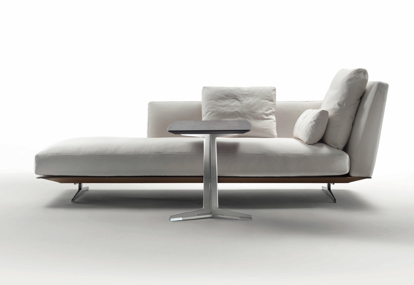 Evergreen chaiselongue by Flexform | STYLEPARK