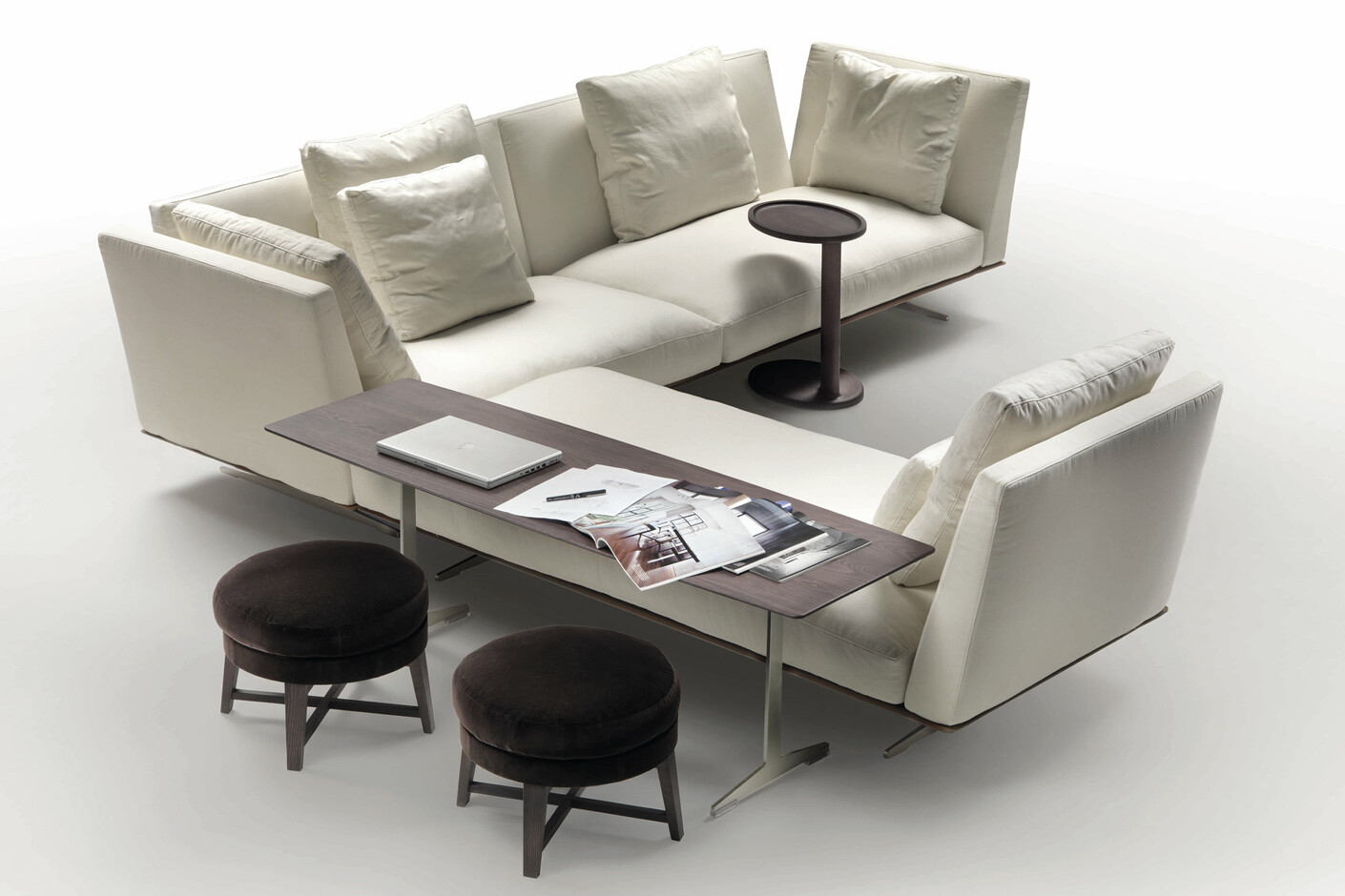 Evergreen corner sofa by Flexform | STYLEPARK