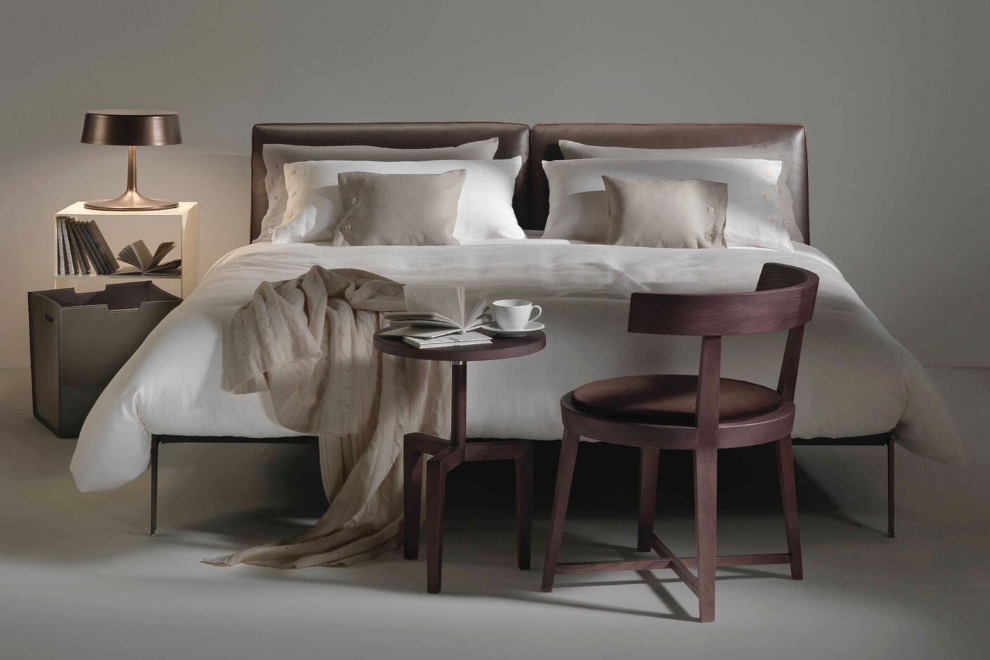 Lifesteel bed by Flexform | STYLEPARK