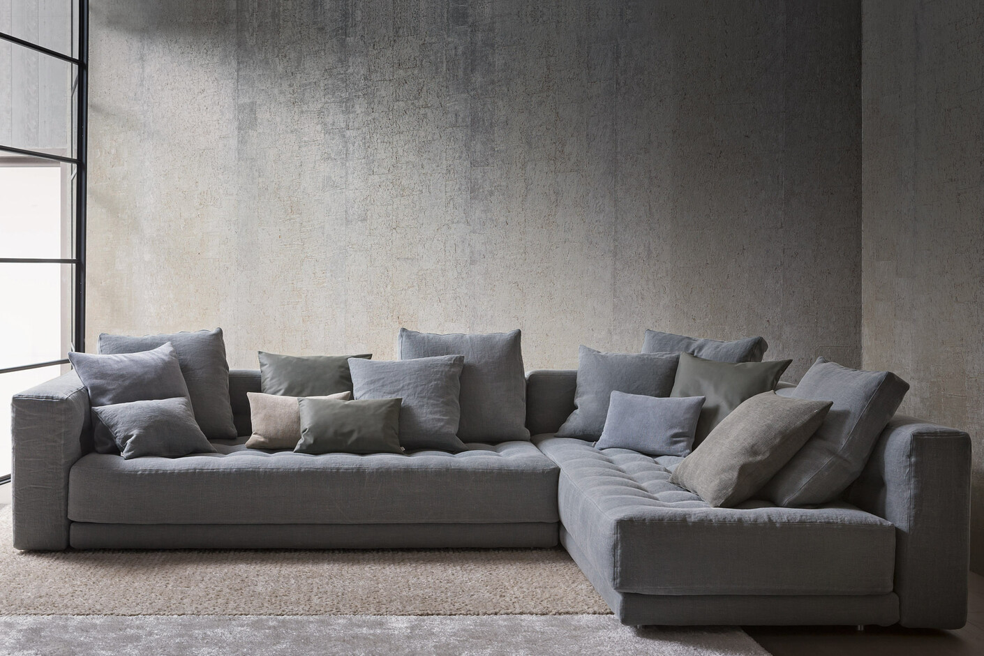 Doze sofa by FLOU | STYLEPARK