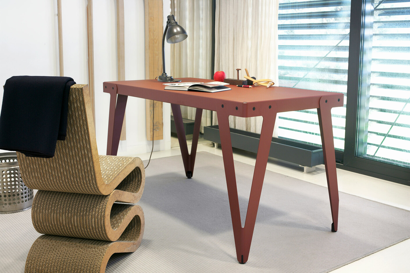 Lloyd table by Functionals | STYLEPARK