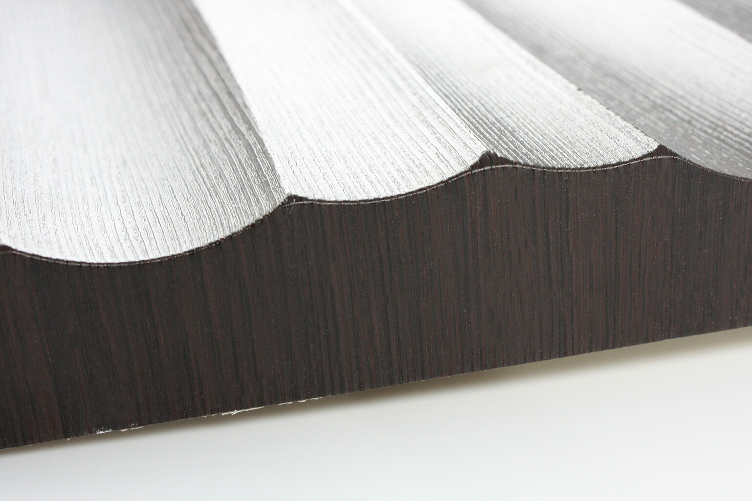 Coating │ Wave panel │ MDF coated with foil by Georg Ackermann | STYLEPARK