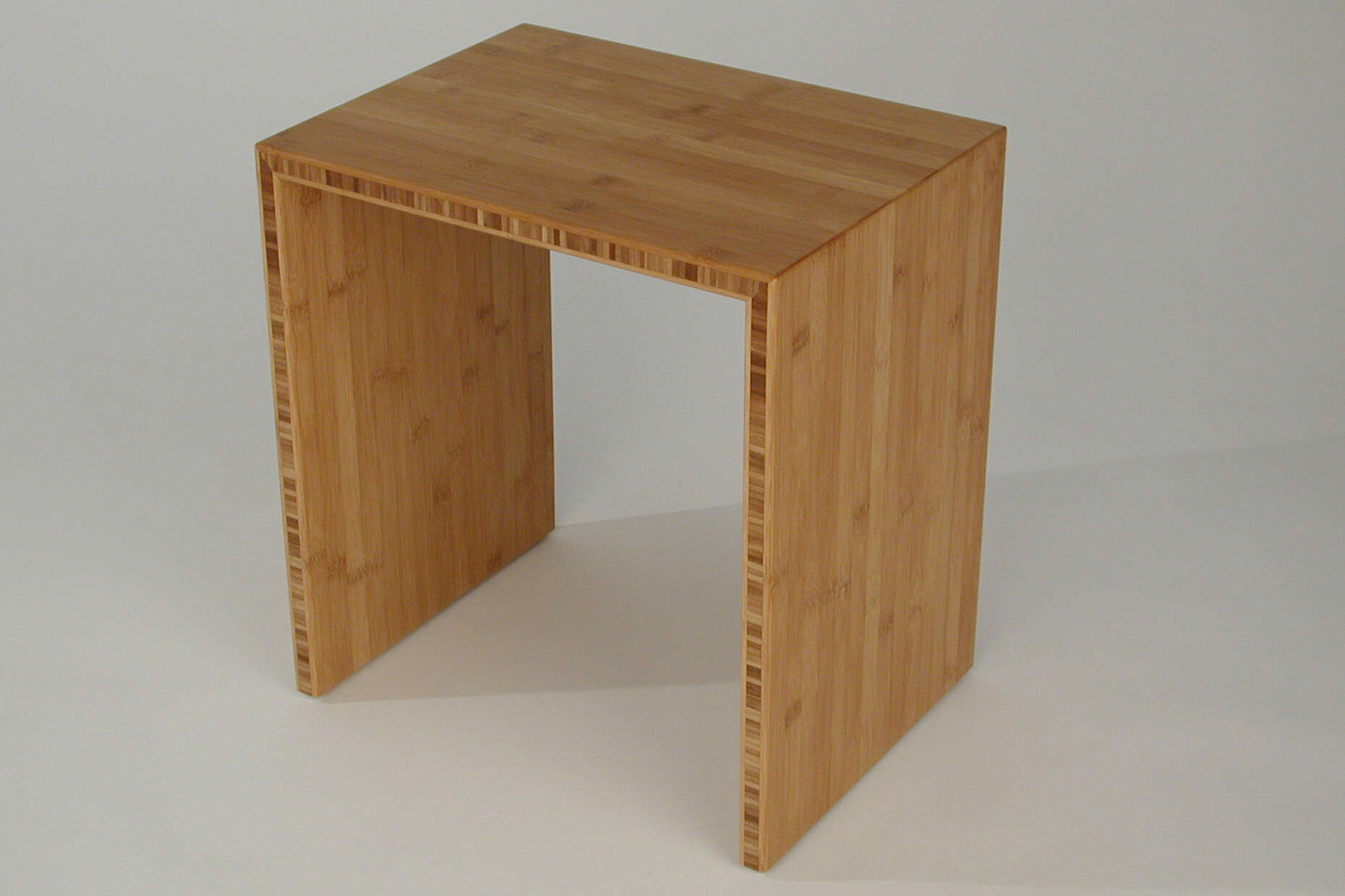 Berliner Hocker by Gesellschaft fuer bessere Moebel | STYLEPARK