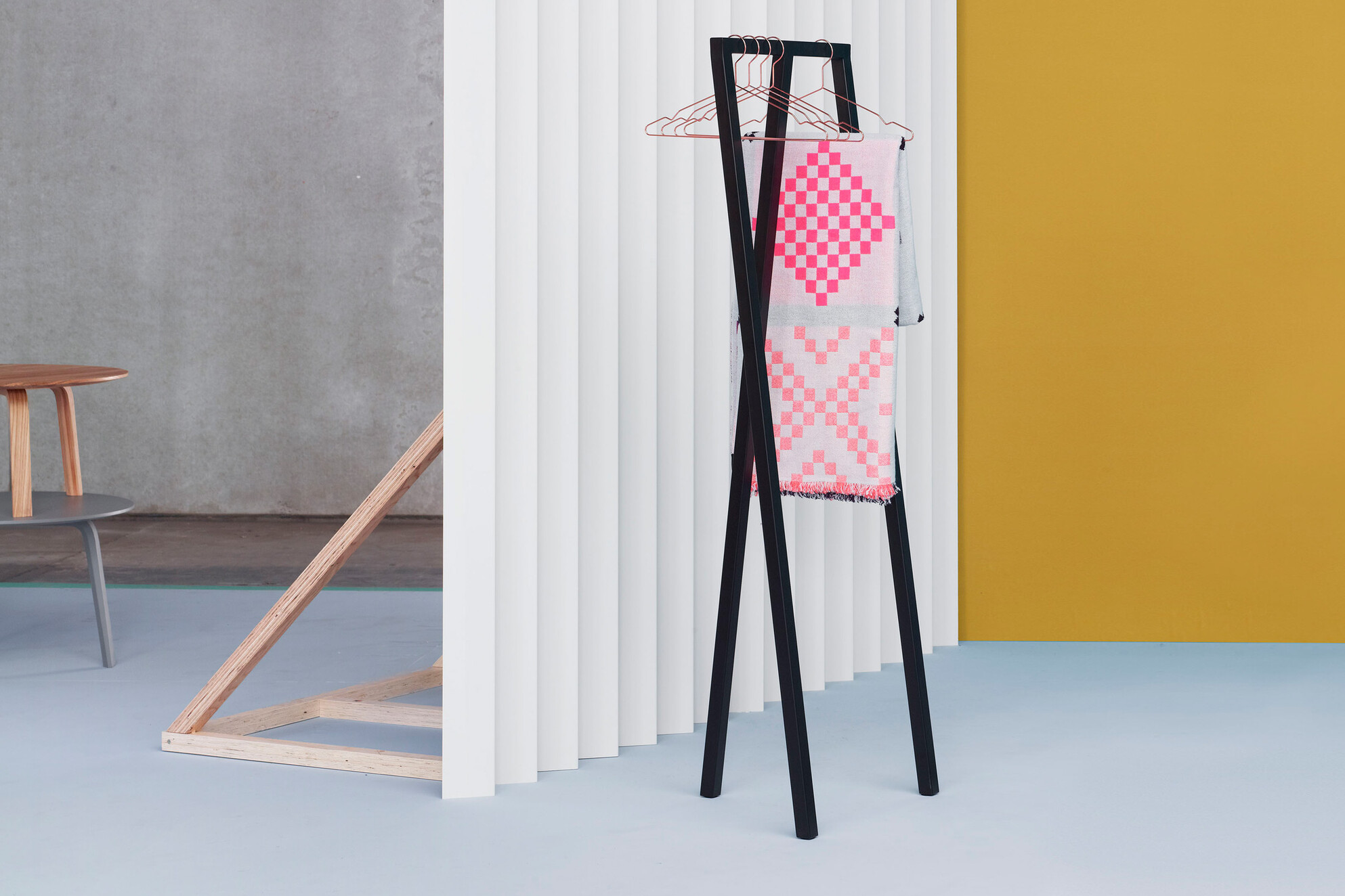 Loop Stand Hall by HAY | STYLEPARK