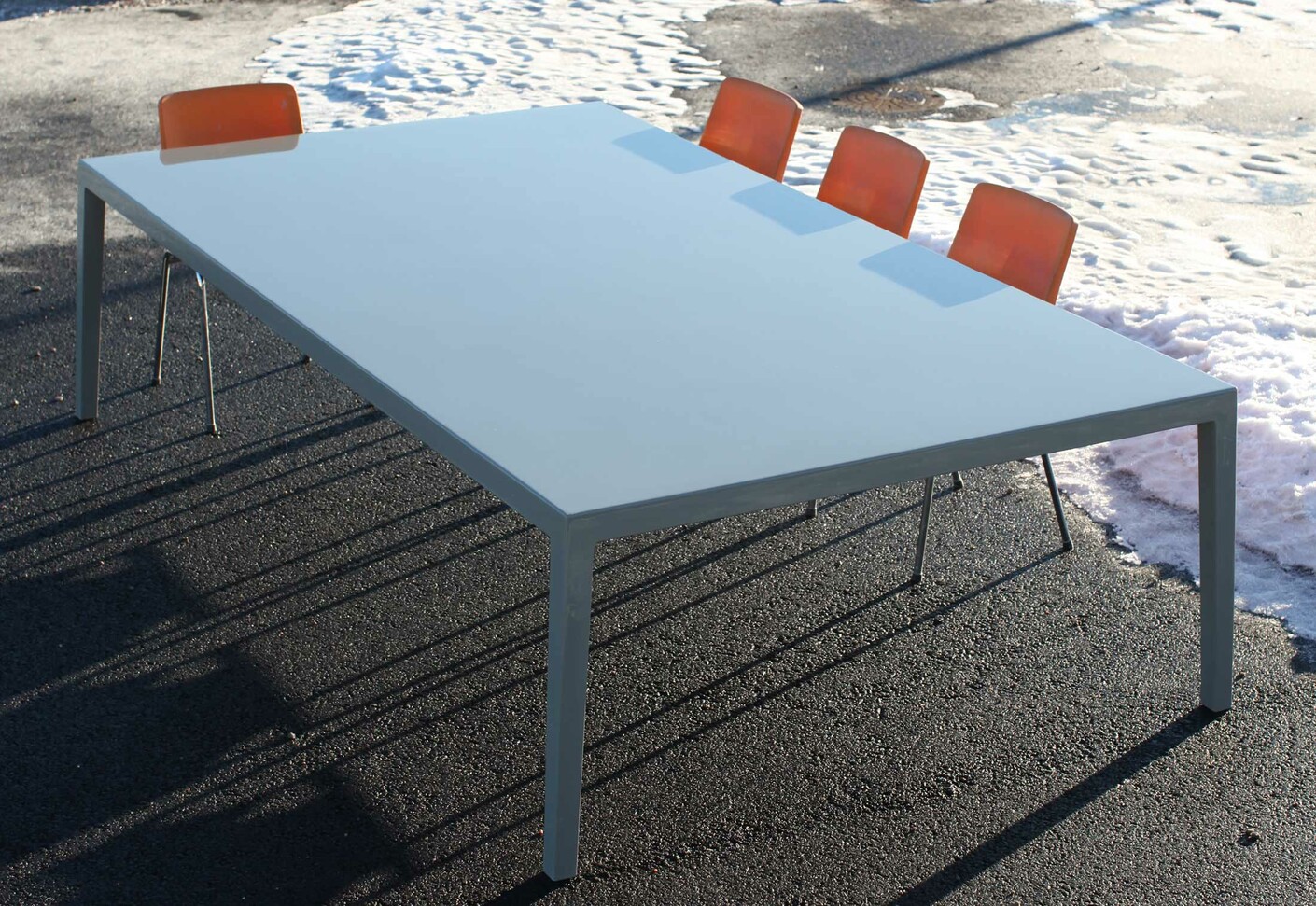 Scale table by Horreds | STYLEPARK