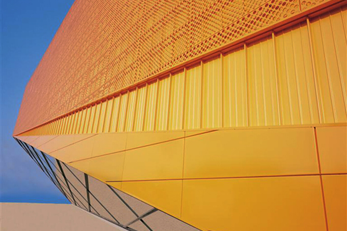 Kalzip® 65/400 by Kalzip | STYLEPARK