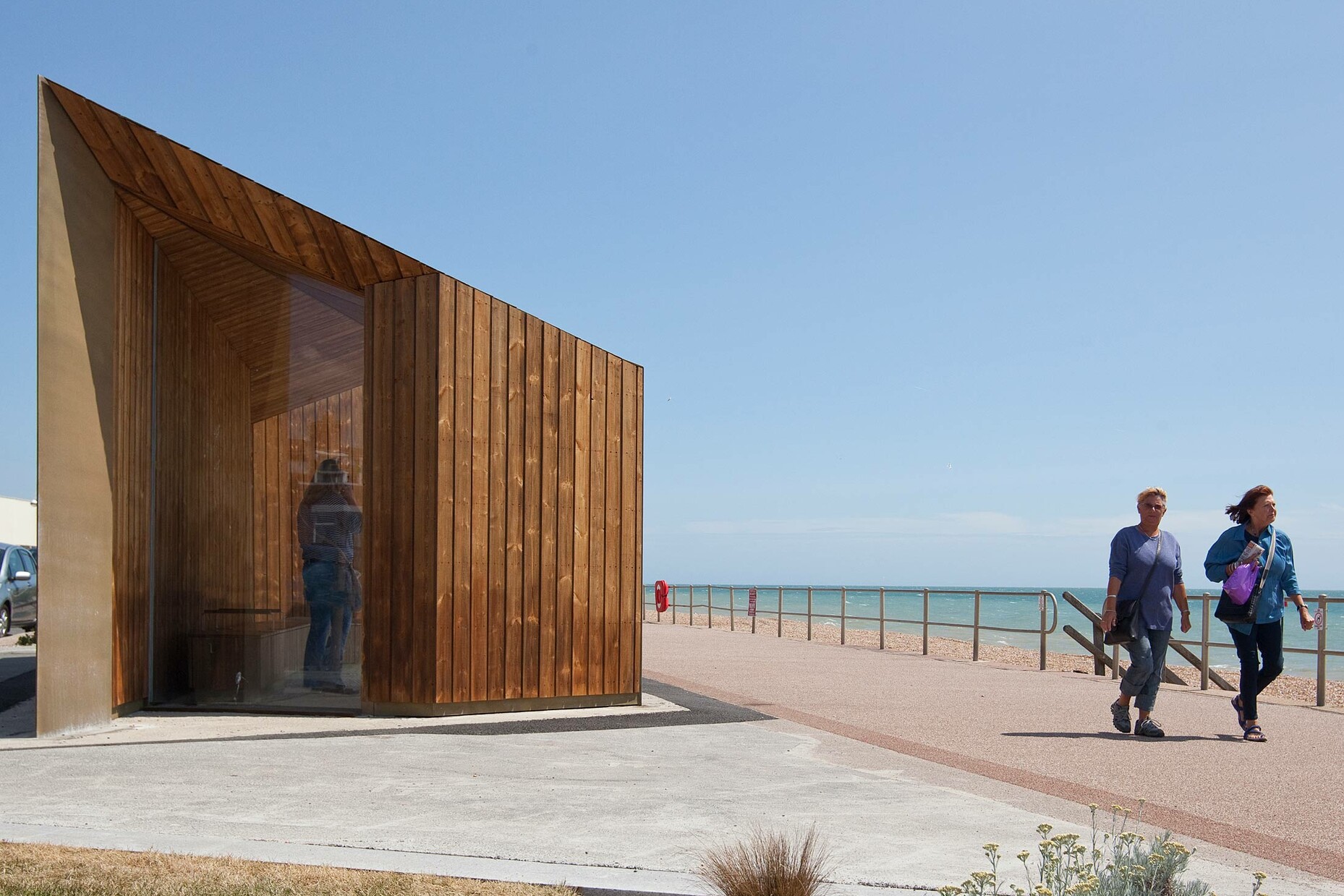 Seaside Shelter by Kebony | STYLEPARK