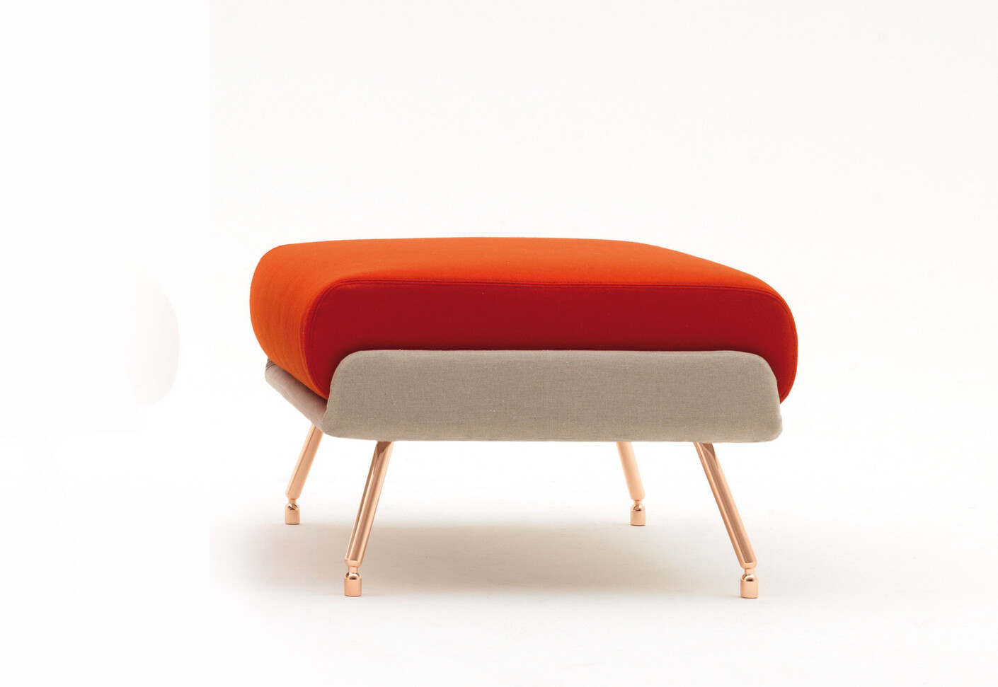 A&A Lounge Pouf by Knoll | STYLEPARK