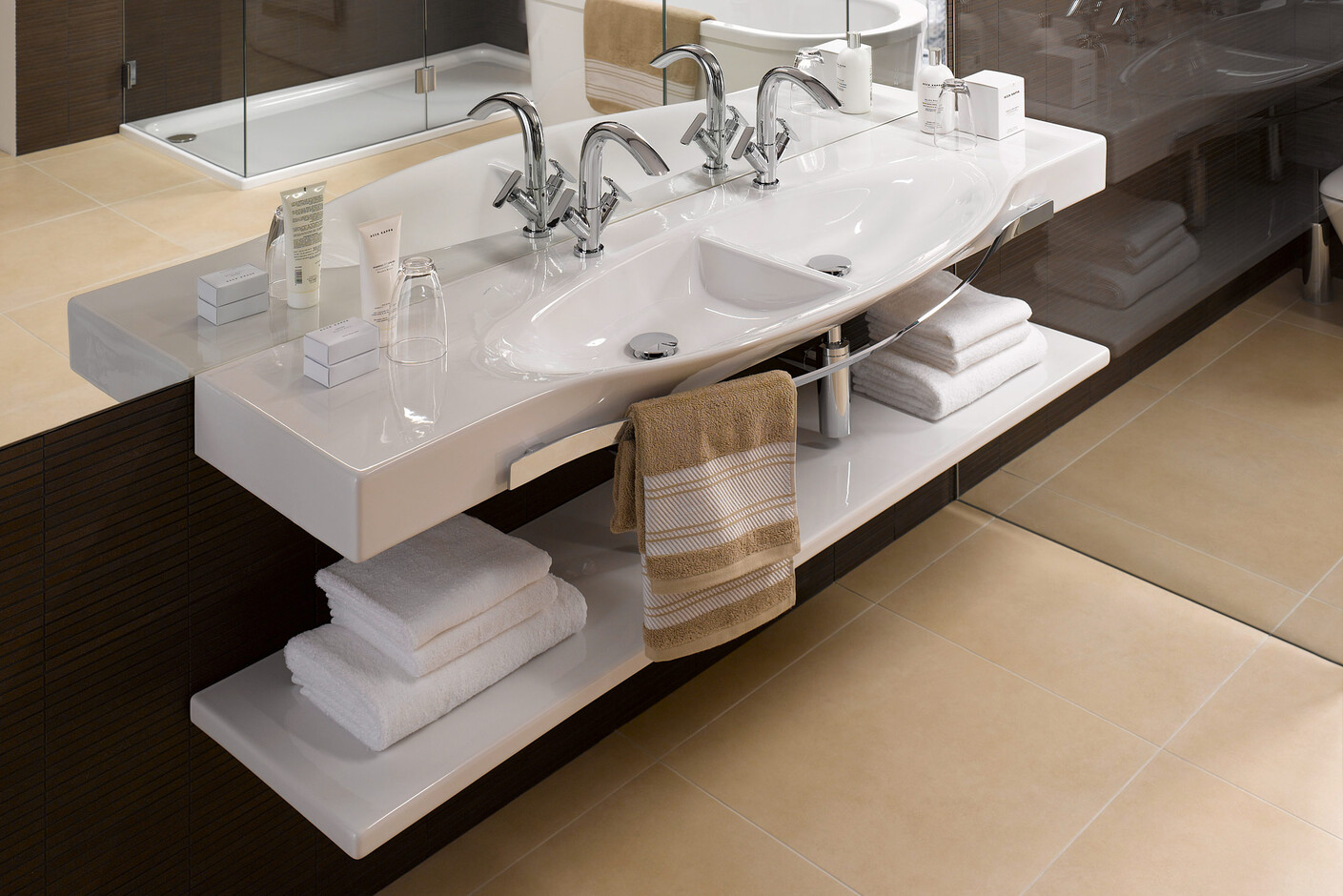 Palace double countertop washbasin by Laufen | STYLEPARK