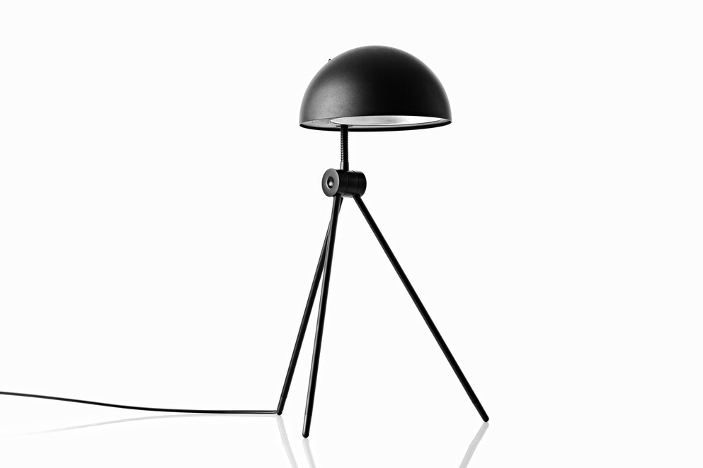 Radon Nigra table light by Lightyears | STYLEPARK
