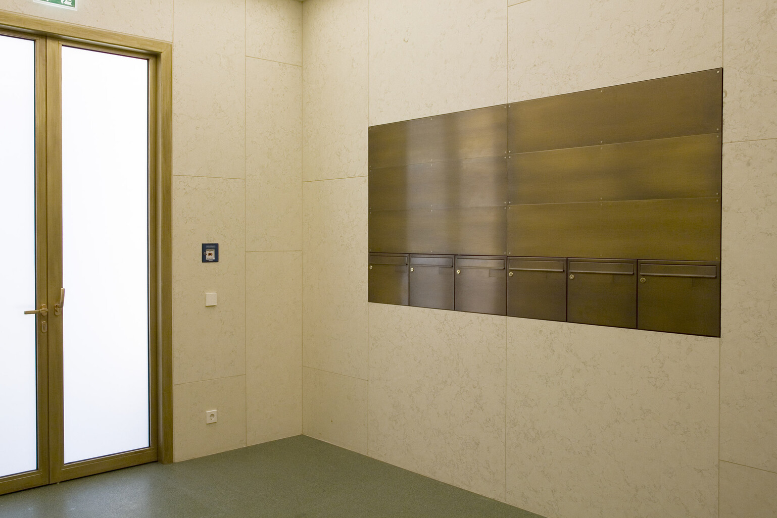 Basic letter box multiple system by Lippert | STYLEPARK