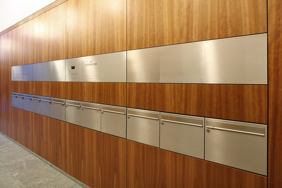 Basic letter box multiple system by Lippert | STYLEPARK