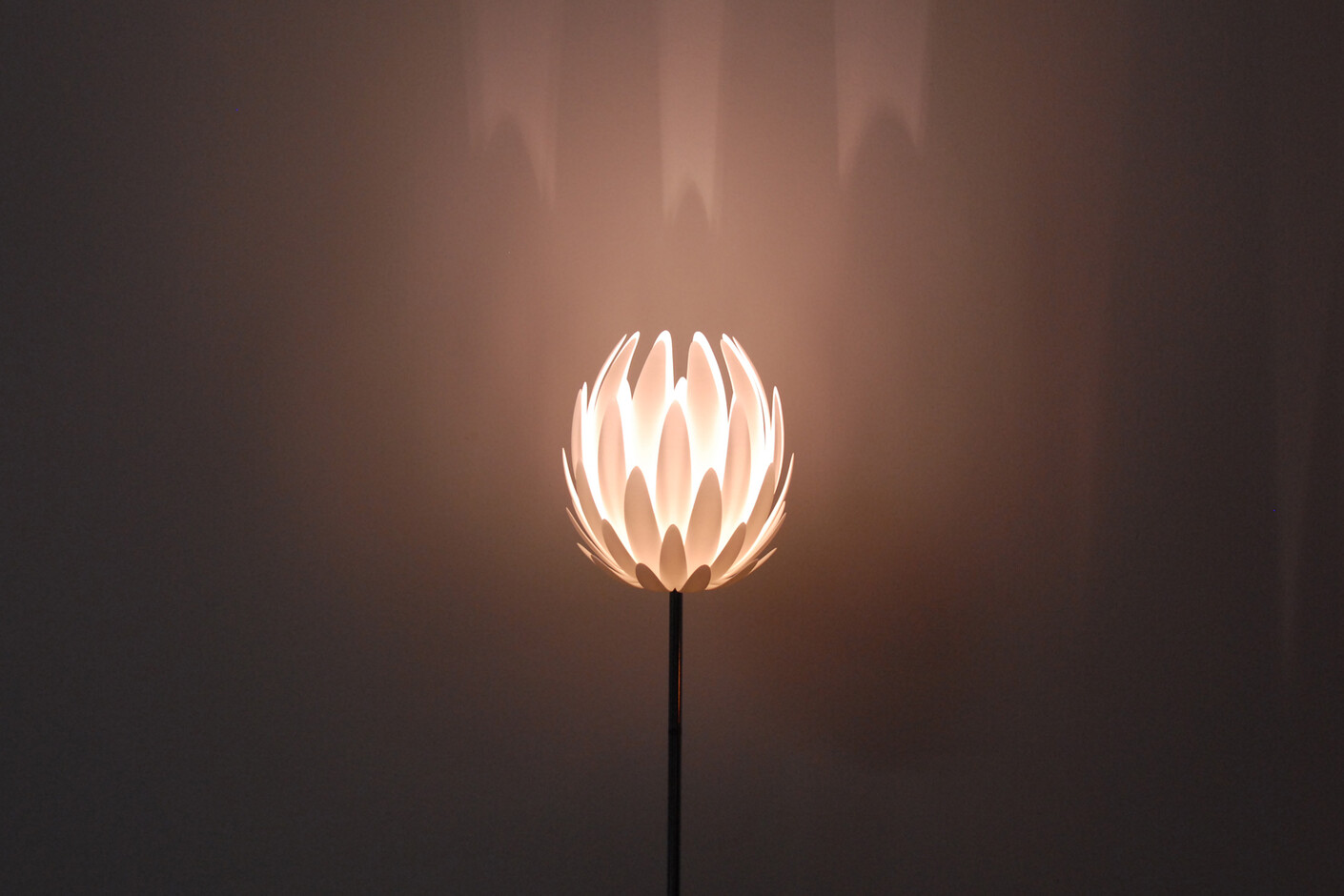 Lily.MGX table lamp by MGX by Materialise | STYLEPARK