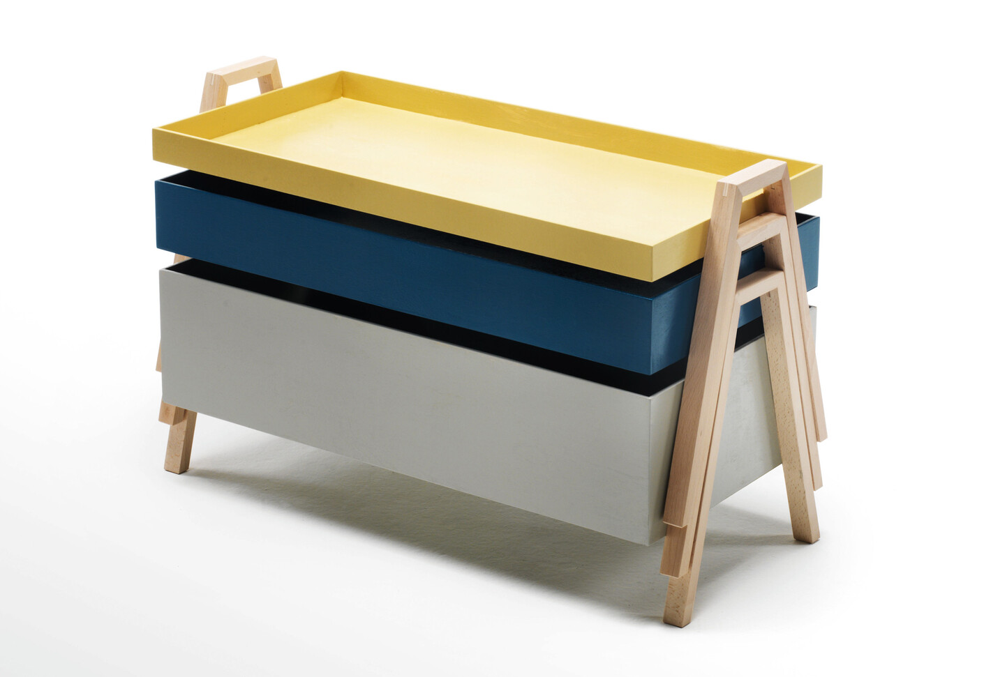 Stack table by Living Divani | STYLEPARK