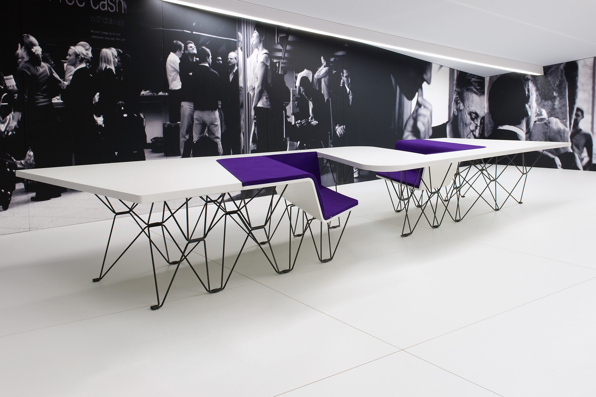 #005 SitTable by Prooff | STYLEPARK