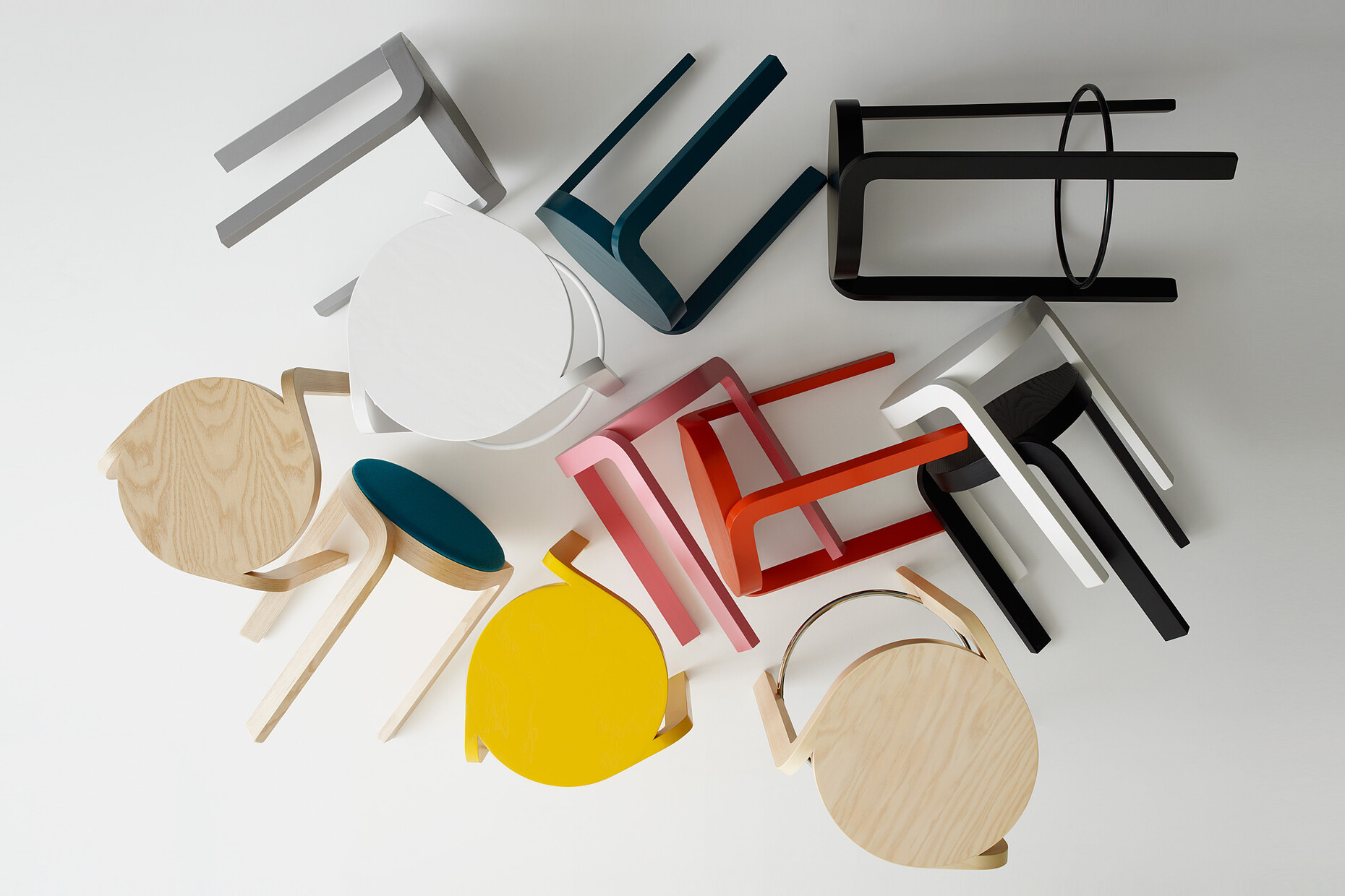 Spin bar stool by Swedese | STYLEPARK