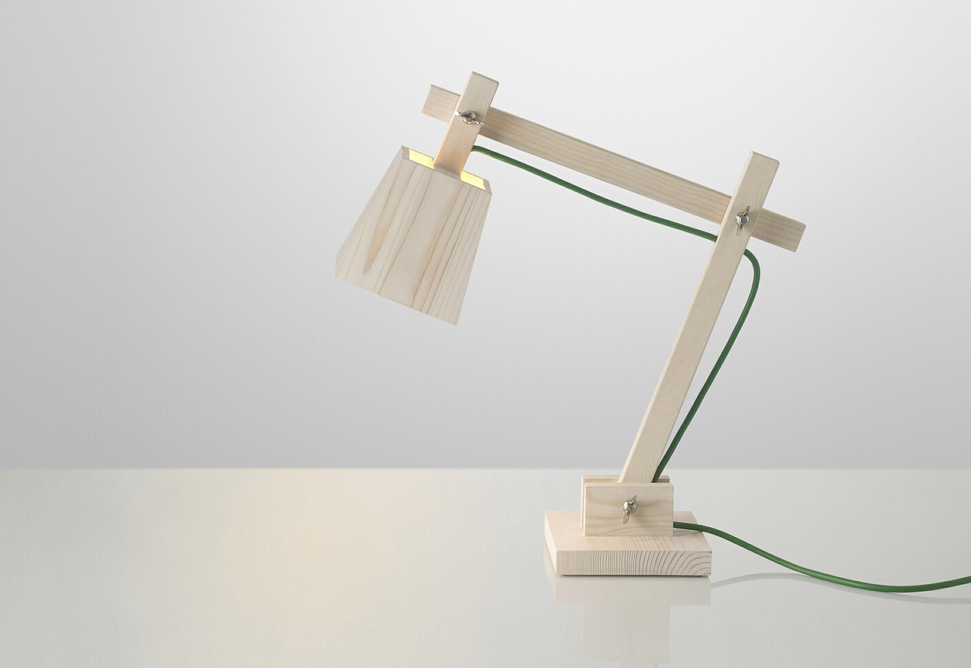 Wood Lamp by Muuto | STYLEPARK