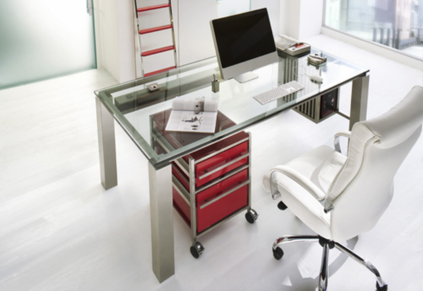 Phönix desk by MWE | STYLEPARK