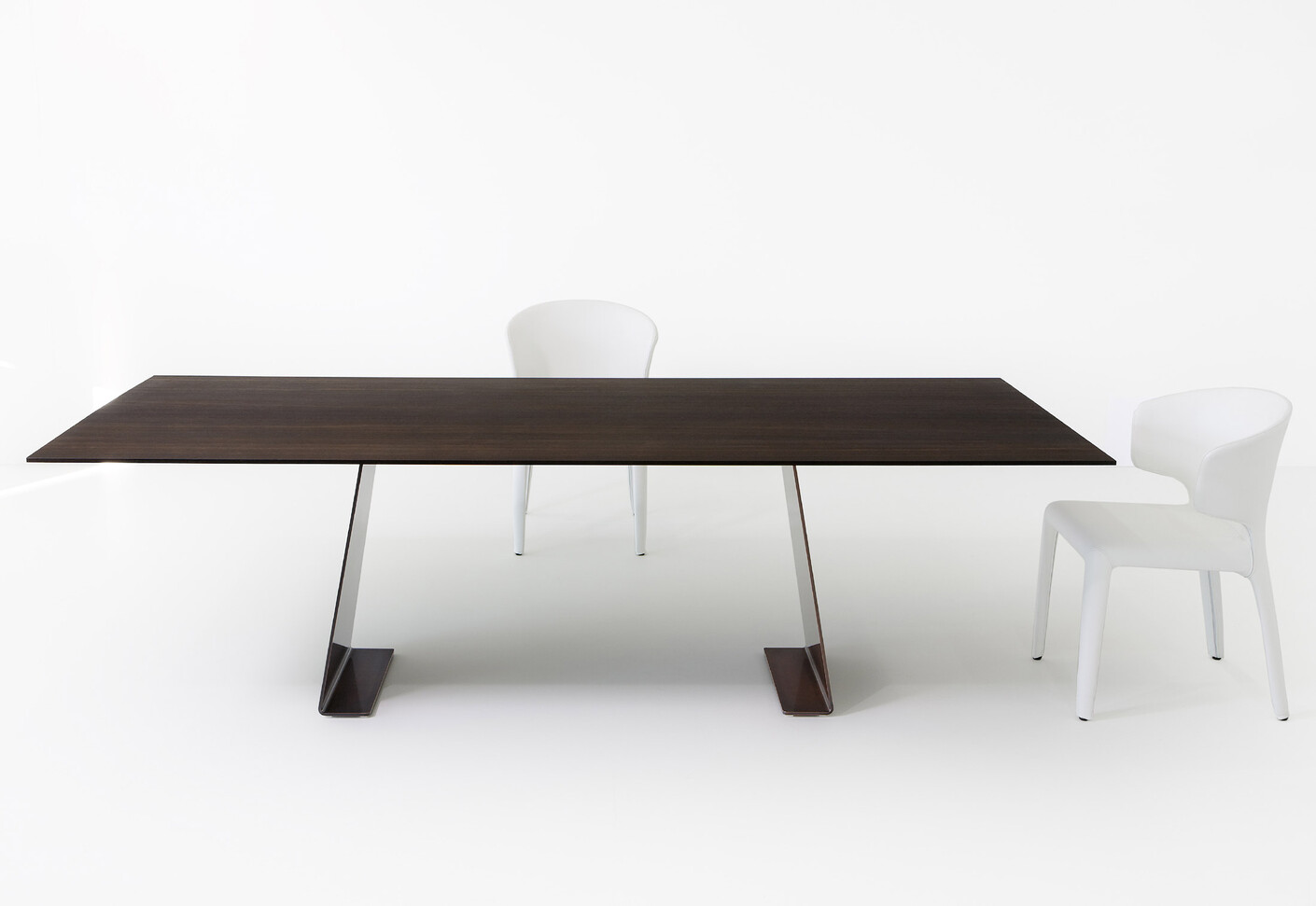 Clip table by Zoom by Mobimex | STYLEPARK