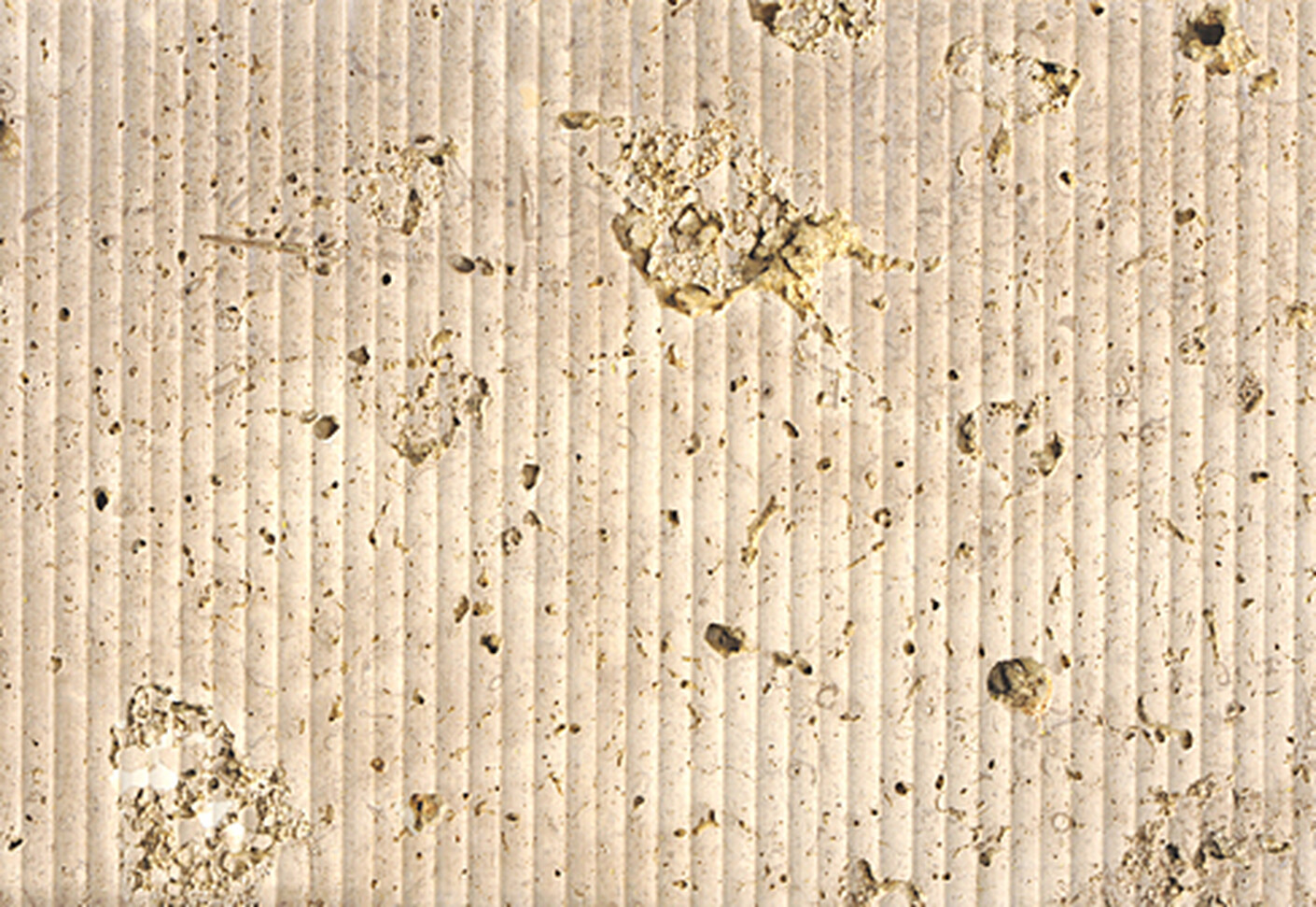 Troja Travertine Special fluted by TRACO Manufactur | STYLEPARK