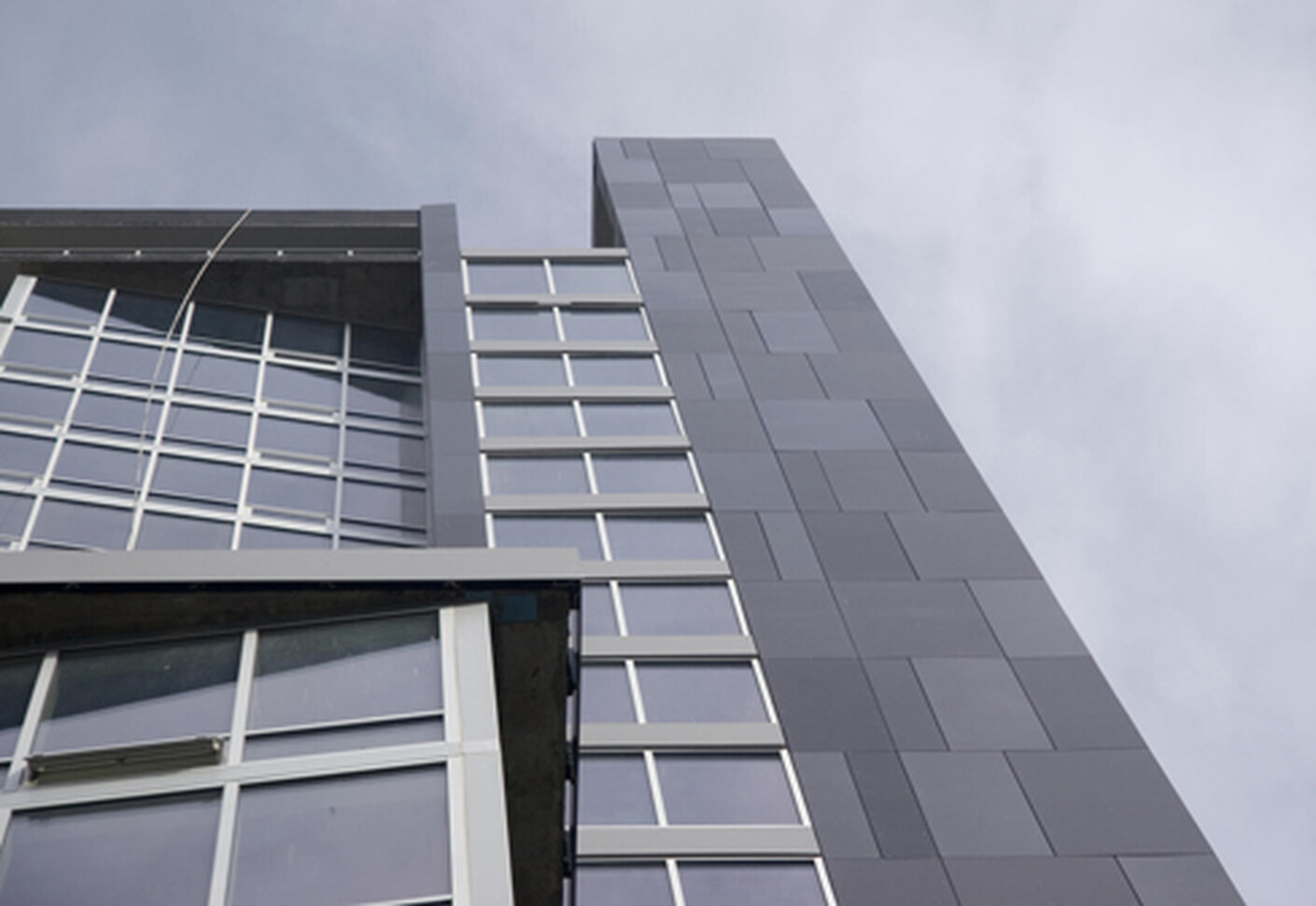 TRESPA® METEON® Metallics von Trespa | STYLEPARK